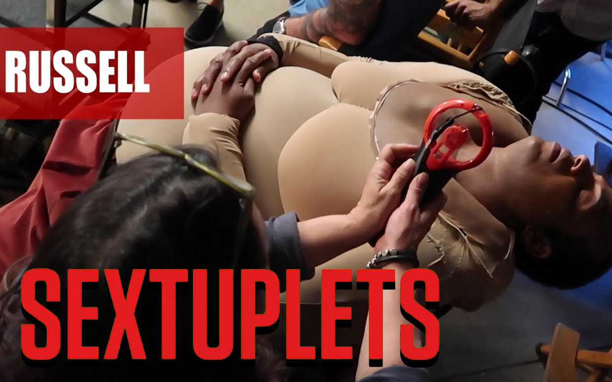 SEXTUPLETS: Marlon Wayans: "I Overheated Playing Russel" - ALTERIAN INC.